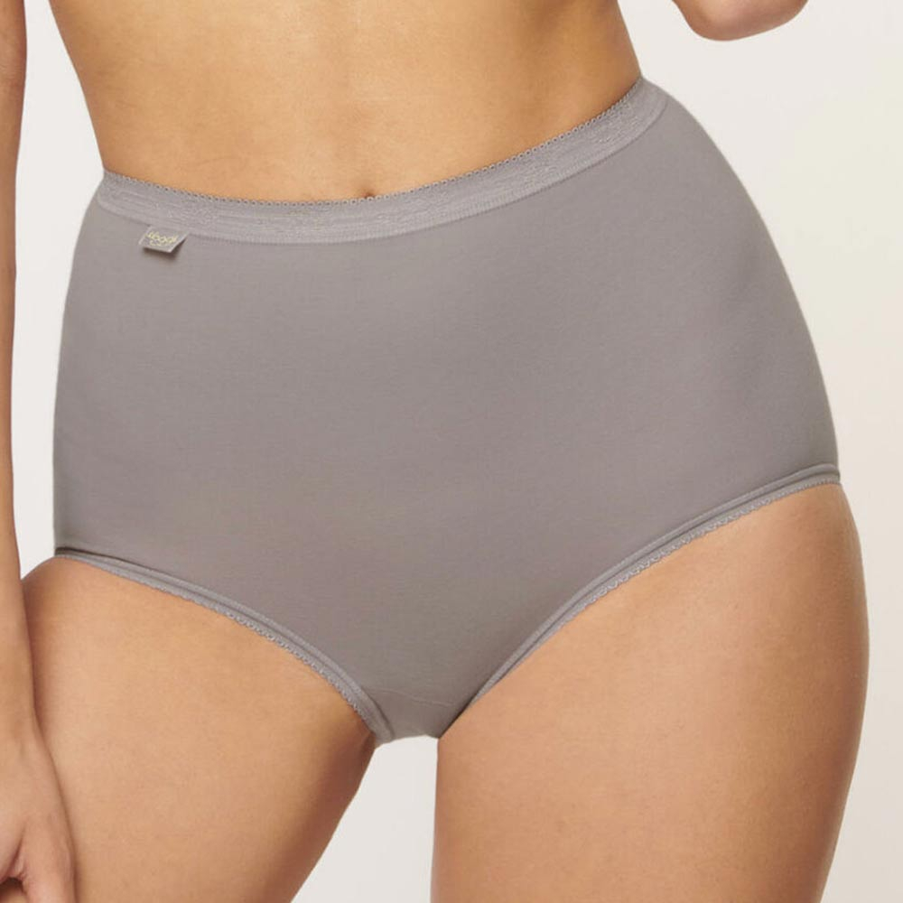 Sloggi Basic Maxi Brief 4 pack | AmpleBosom.com